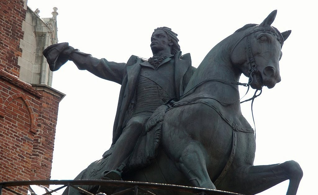 Zamek Królewski na Wawelu - architektoniczny symbol Krakowa - krakow-future.eu